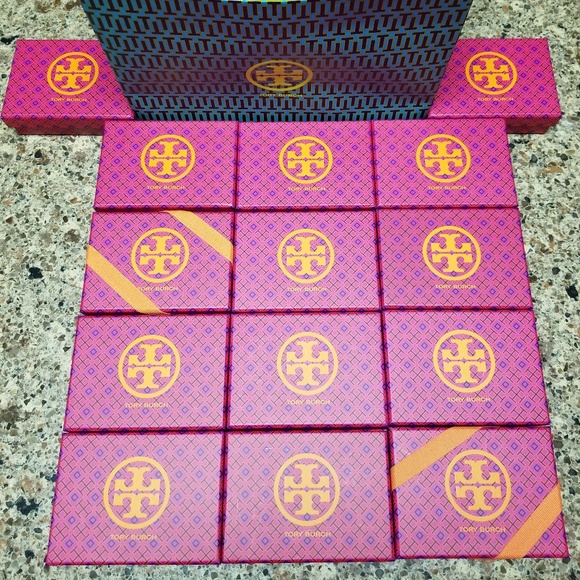 Tory Burch | Other | Tory Burch Gift Card Boxes Lot Of 4 Free Bag ...